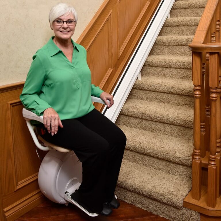 Savaria K2 Straight Stairlift | Lift with Staircase in Toronto